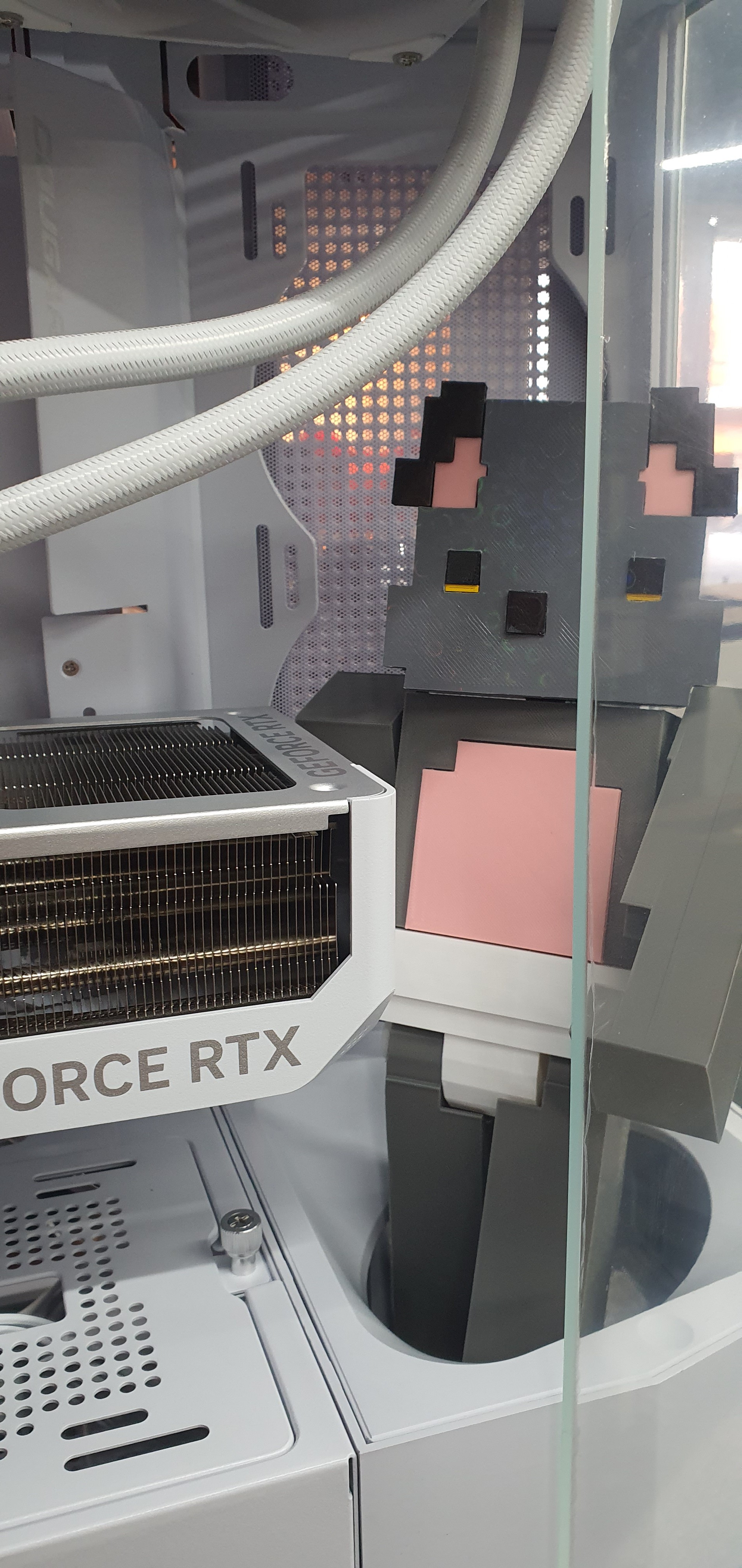 류채아님 마크 캐릭터 커스텀 컴퓨터 제작 - 숲(SOOP) - 에펨코리아